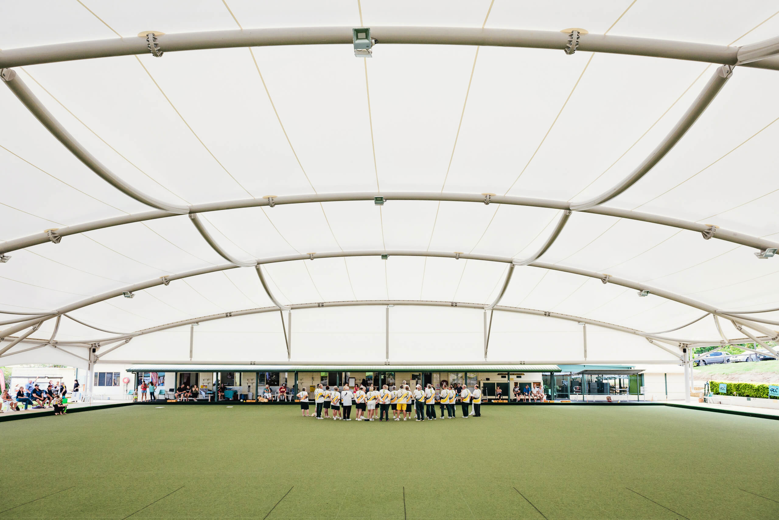 What are typical lawn bowls green dimensions?